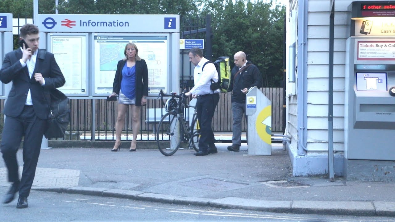 At Bexley Station - YouTube