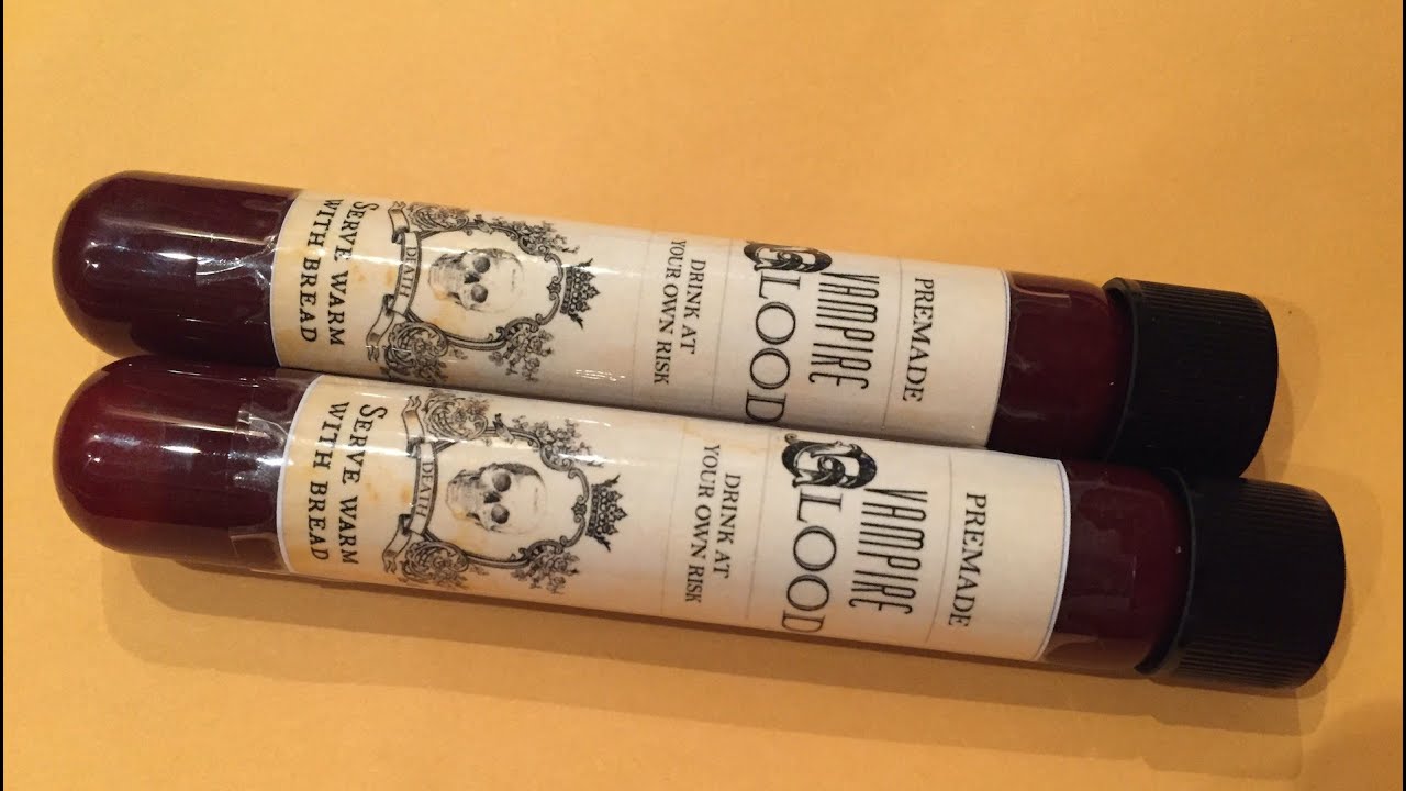 Geeky Gourmet Serves Up Edible Chocolate Blood - YouTube