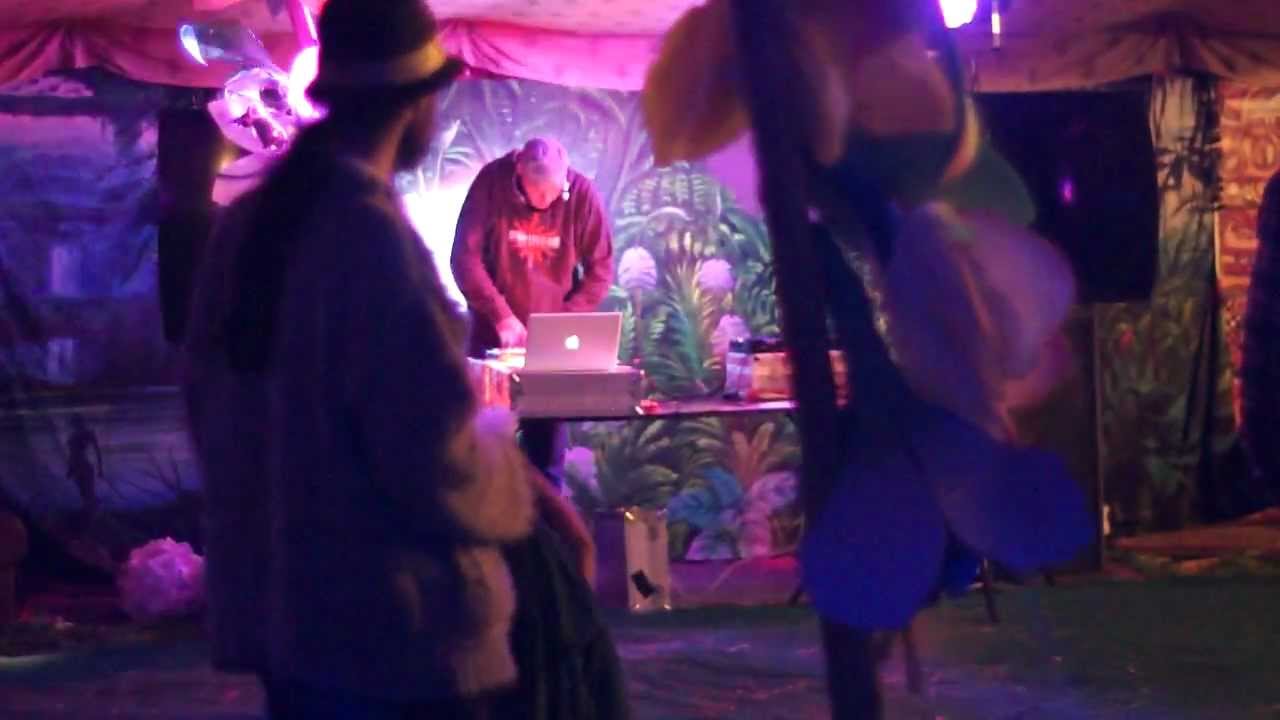 Main Screen Eco Sound System (Eartheart Sunrise Off Grid 2011) (part 2 ...