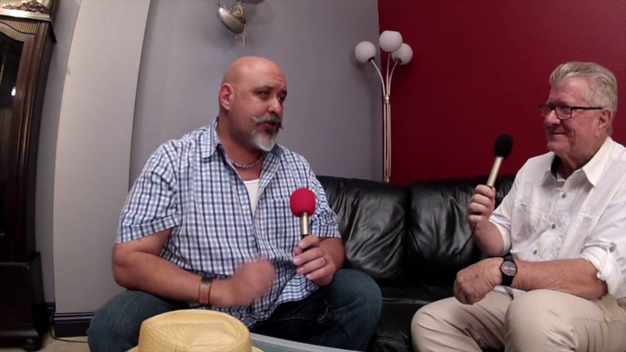 KFI Radio LA gets Drone Training - Neal Saavedra - YouTube