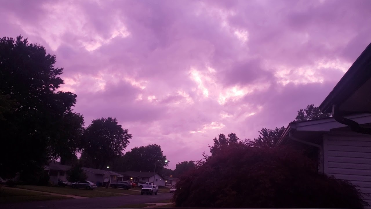 Saharan dust cloud sunset - YouTube