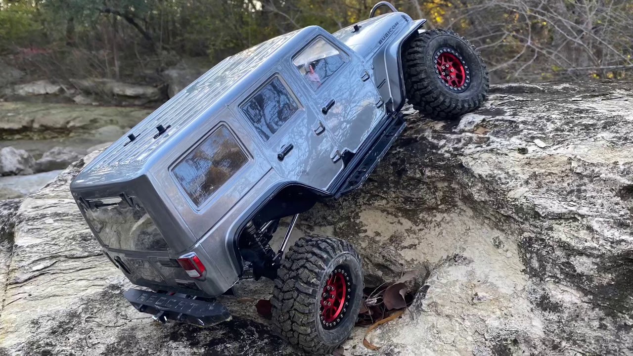 Redcat Gen8 Axe and Traxxas TRX-4 Crawling round - YouTube