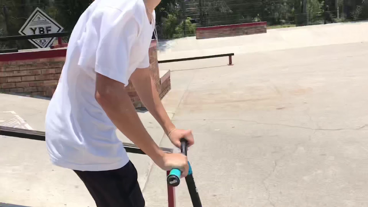 Scary booter session - YouTube