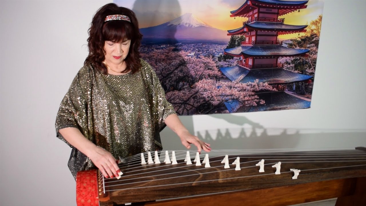 Reiko Obata/East West: Sukiyaki (music video) - YouTube