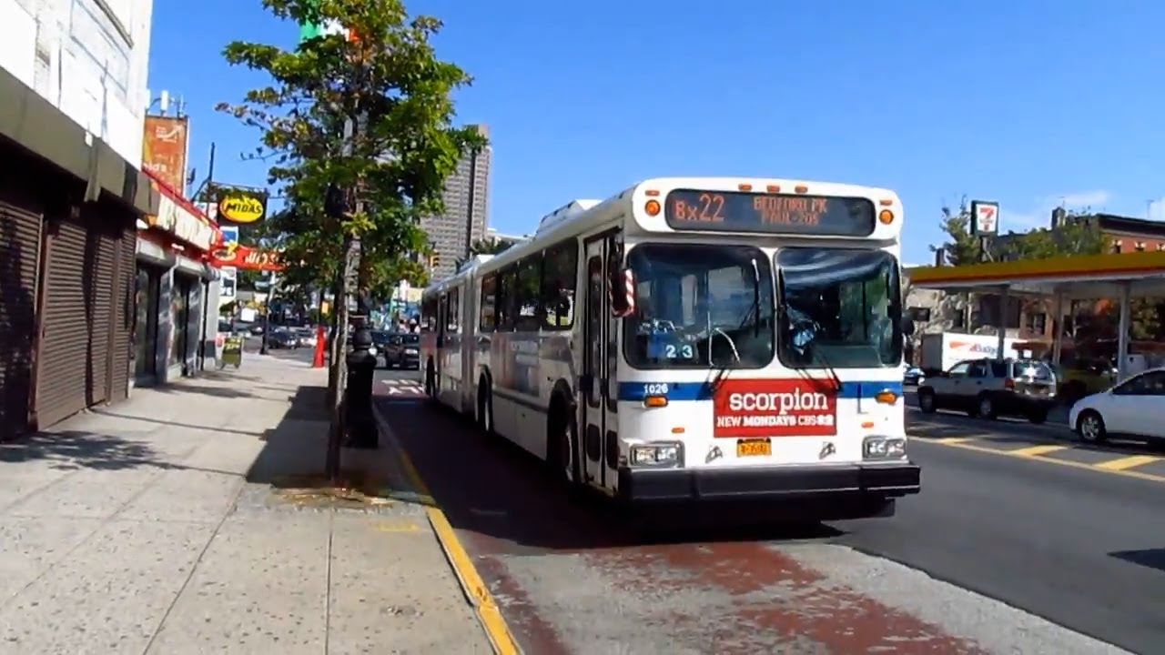 MTA New York City Bus: 1999 New Flyer D60HF Articulated #1026 on the ...