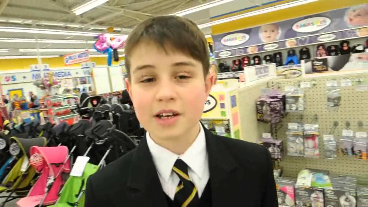 HDM 13-12-13 Wolfreton School Toys R Us Harrison Loader RS - YouTube