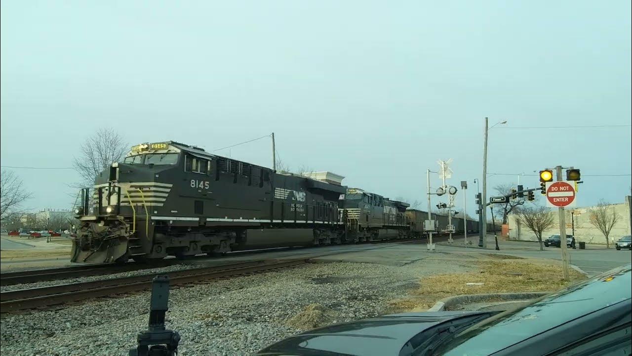Eastbound NS Loaded Coal Train rolls through Suffolk,Va. to Lamberts Point in Norfolk,Va. - YouTube