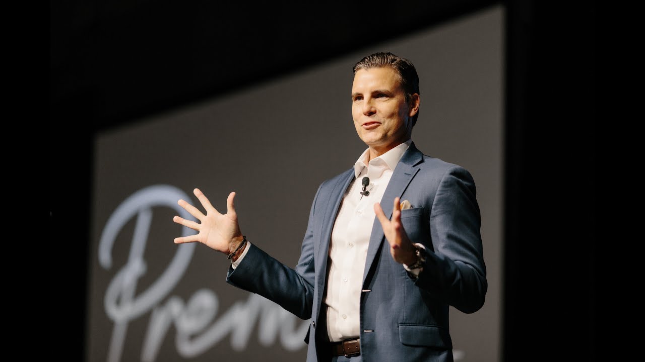 Colin Egglesfield Speaker Reel - YouTube