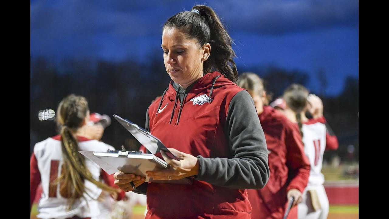 Arkansas softball coach Courtney Deifel recaps Razorback Invitational ...