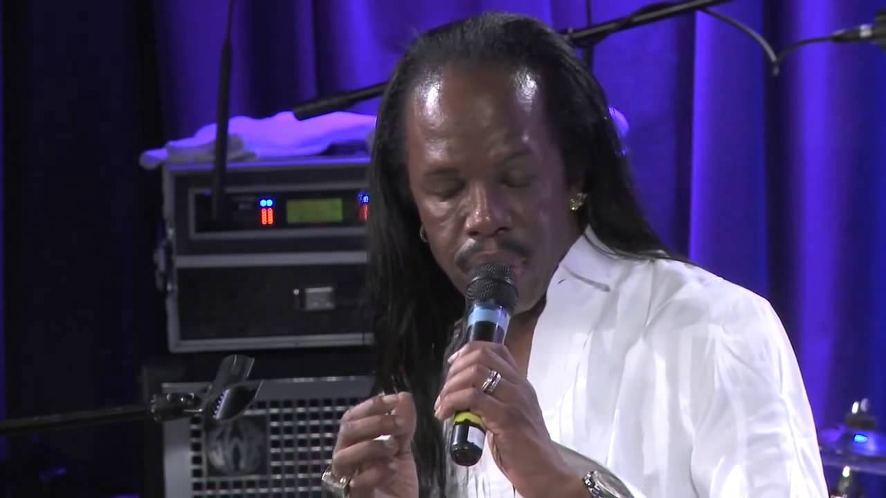 Verdine White Music Education-Grammy's Interview part 2 - YouTube