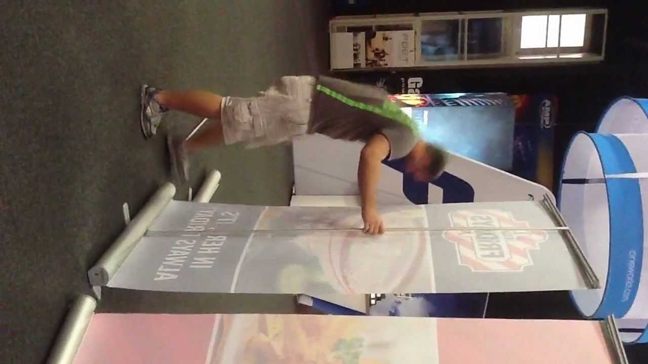 Skyline Exalt Banner Stands - YouTube