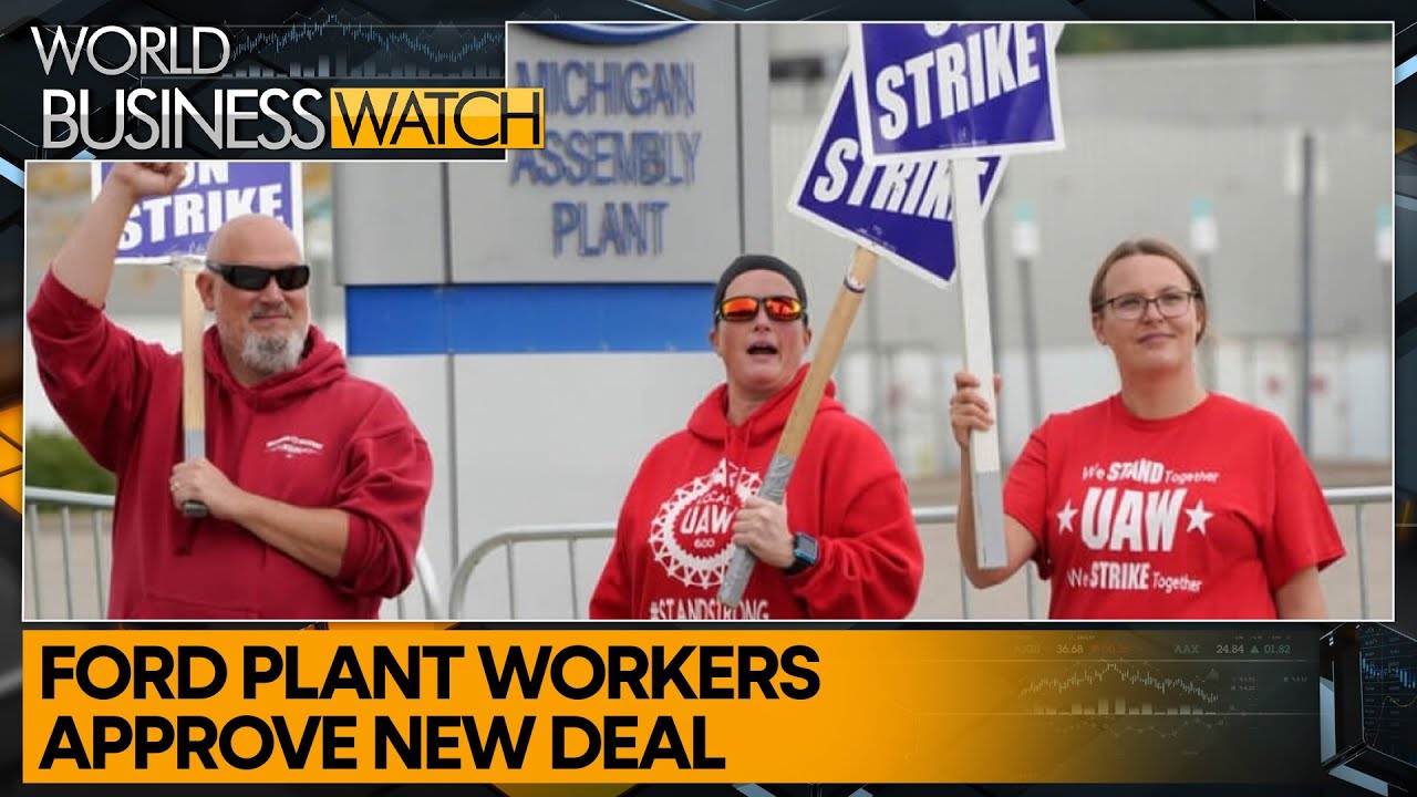 Auto workers strike: Ford and union agree record pay rise in tentative ...