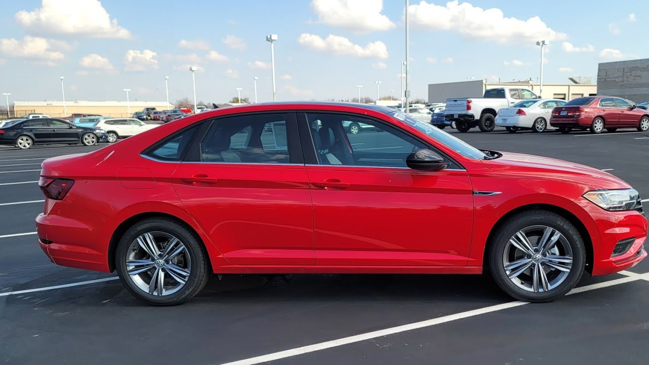 2021 VW Jetta 1.4T R-Line 6-speed in Tornado Red - YouTube