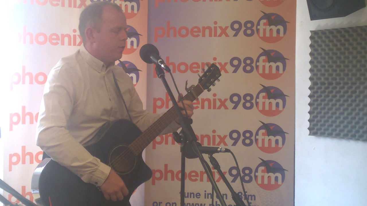 Sean Muir Live on Phoenix FM 27th March 2017 - YouTube