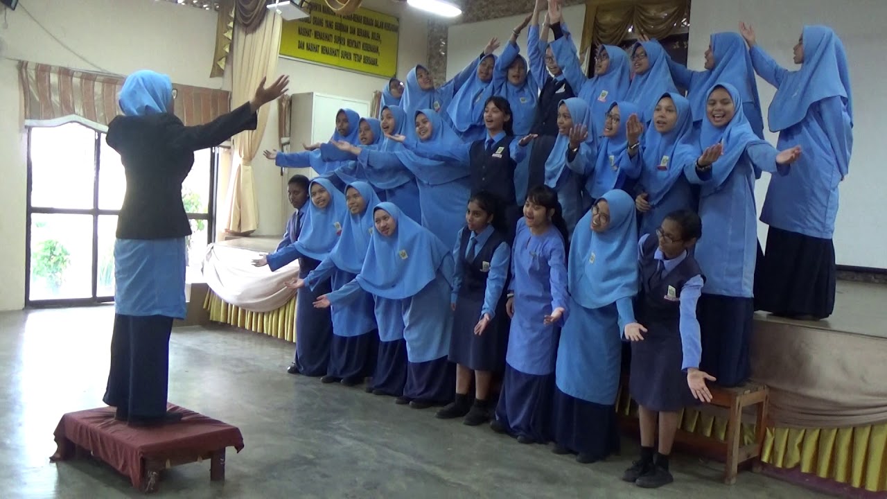 SMK Che Tom Choral Speaking 2018 - YouTube