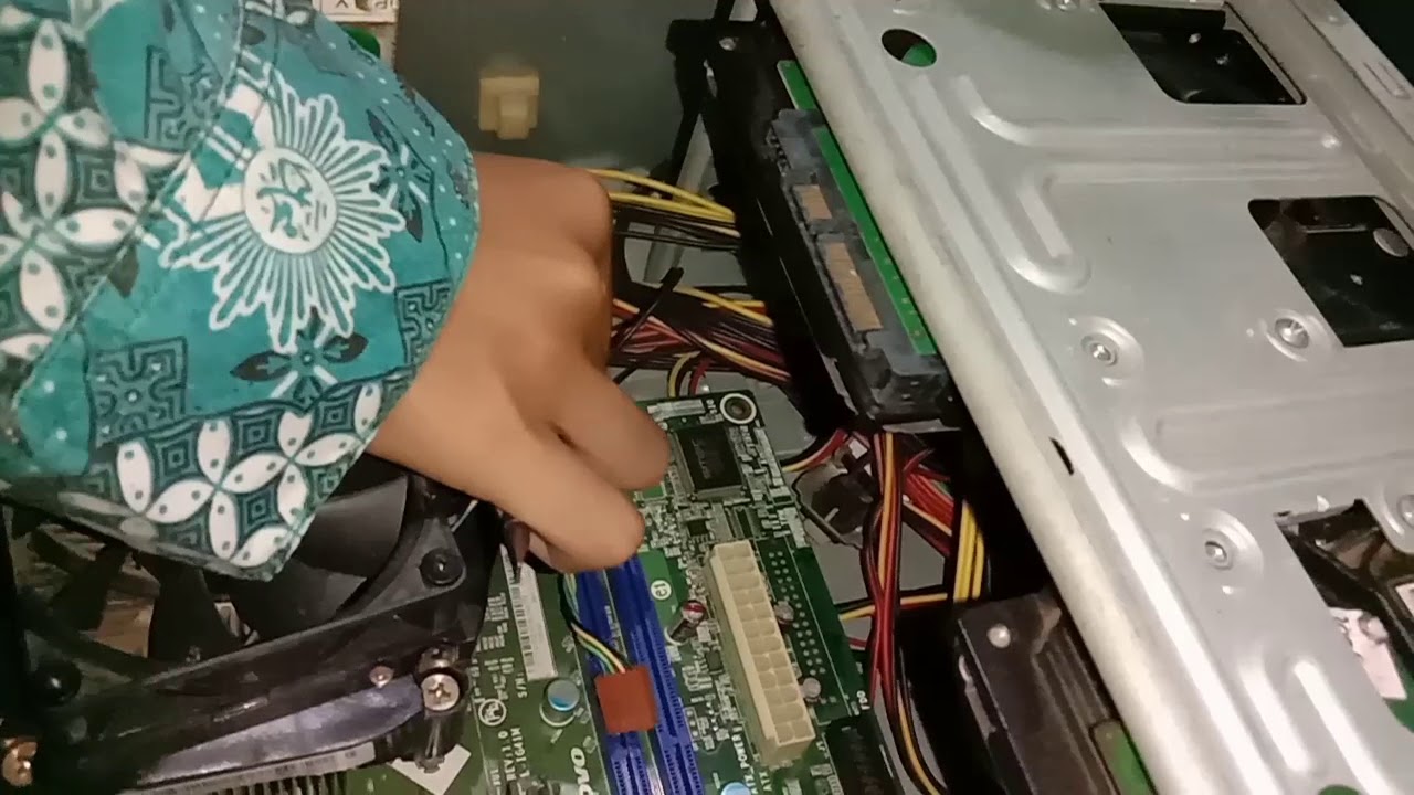 Cara merakit CPU - YouTube