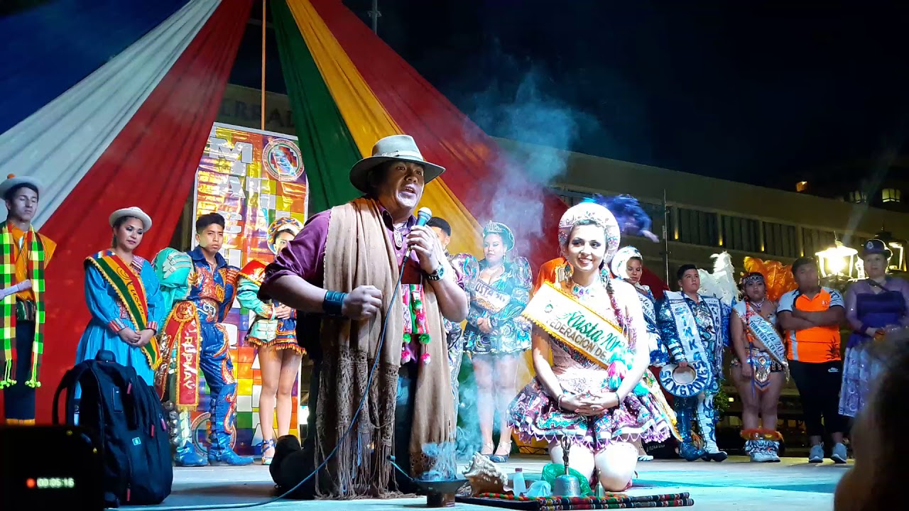 Ceremonia machaq mara - YouTube