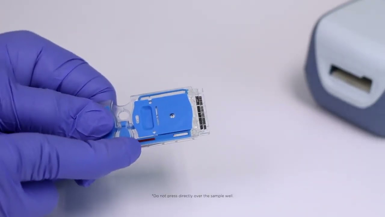 掌上型全血血液生化分析儀 Abbott i-STAT Alinity - YouTube