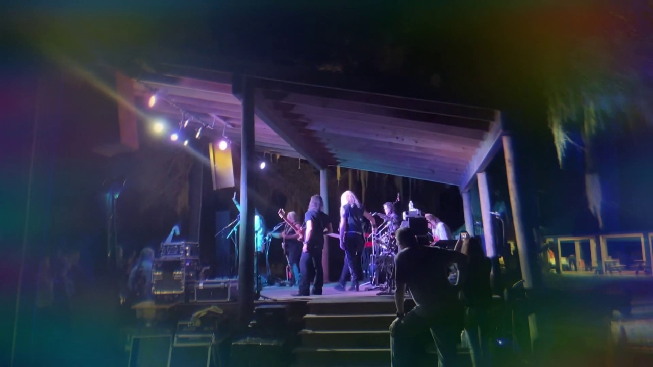 Maiden Cane Free Bird on the Myakka River - YouTube