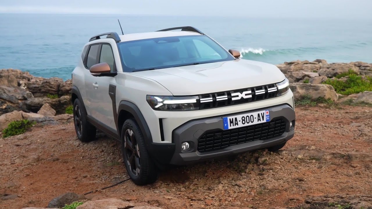 New Dacia Duster Extreme Design Preview in Sandstone - YouTube