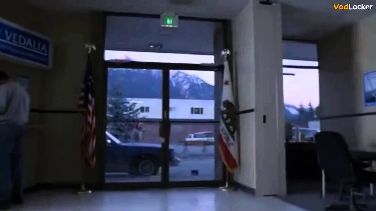 Bank robbery scene - YouTube