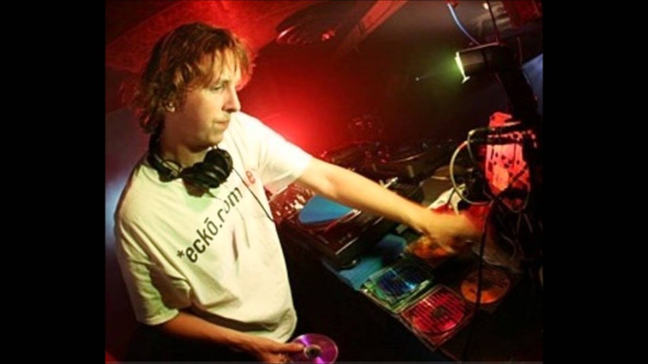 Dom And Roland Come To Conquer HD - YouTube