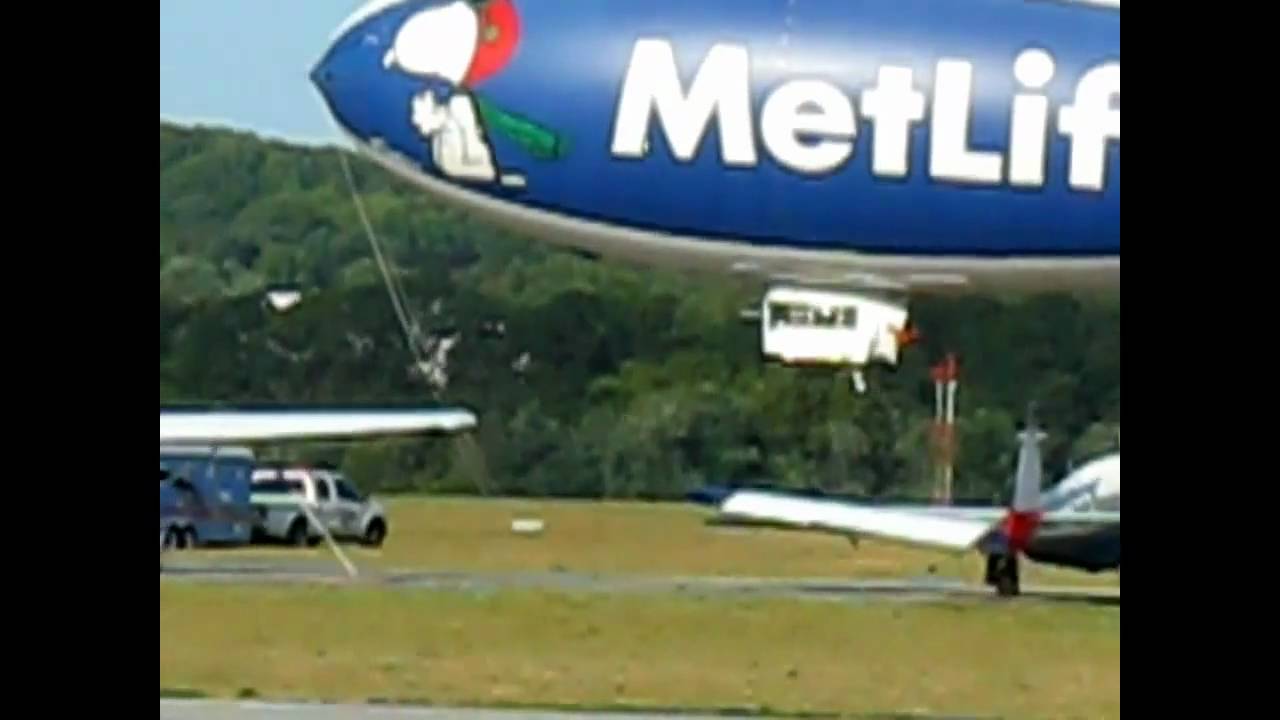 MET LIFE BLIMP -- SNOOPY 1 / RED BARON ZERO - FREDERICK MD - YouTube