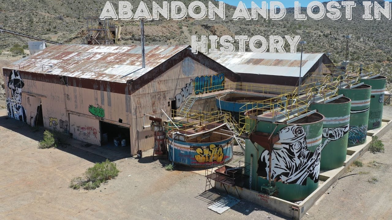 Exploring abandoned Goldome mine in the desert - YouTube
