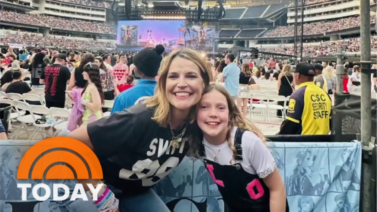 Savannah Guthrie and daughter rock out at Taylor Swift concert - YouTube