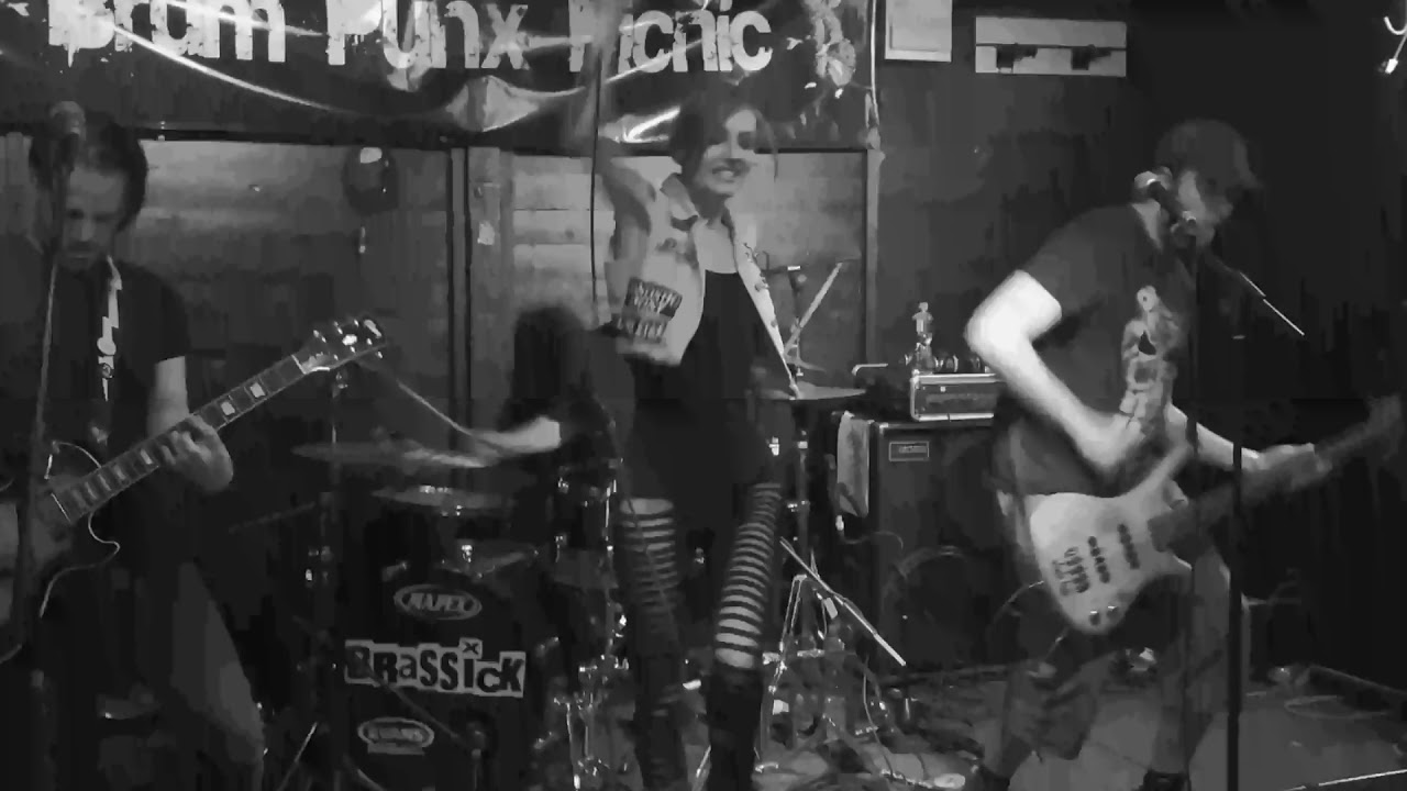 IN EVIL HOUR -Brum punx picnic 2017 - YouTube