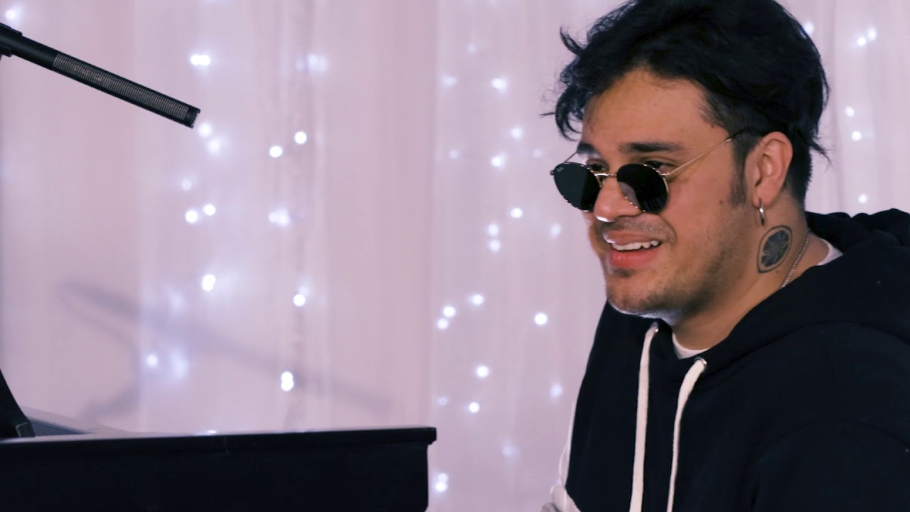 Jona Camacho... In the Lobby (Full Performance) - YouTube
