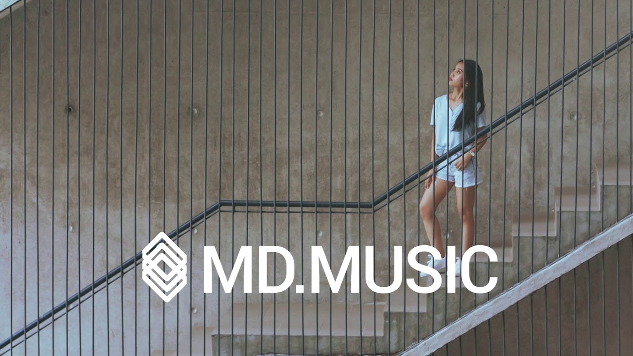 Alder feat. Le June - Colliding - YouTube