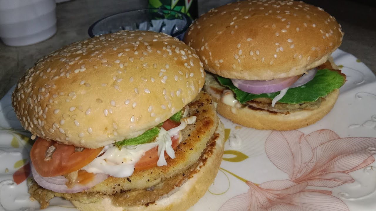 #spicy burger 🍔| tasty 😋 and more easy | guria cooking style - YouTube