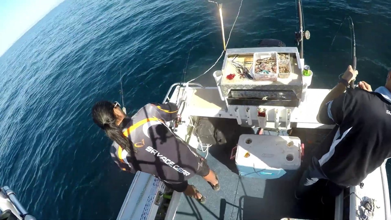 Bellambi Snapper Fishing - YouTube