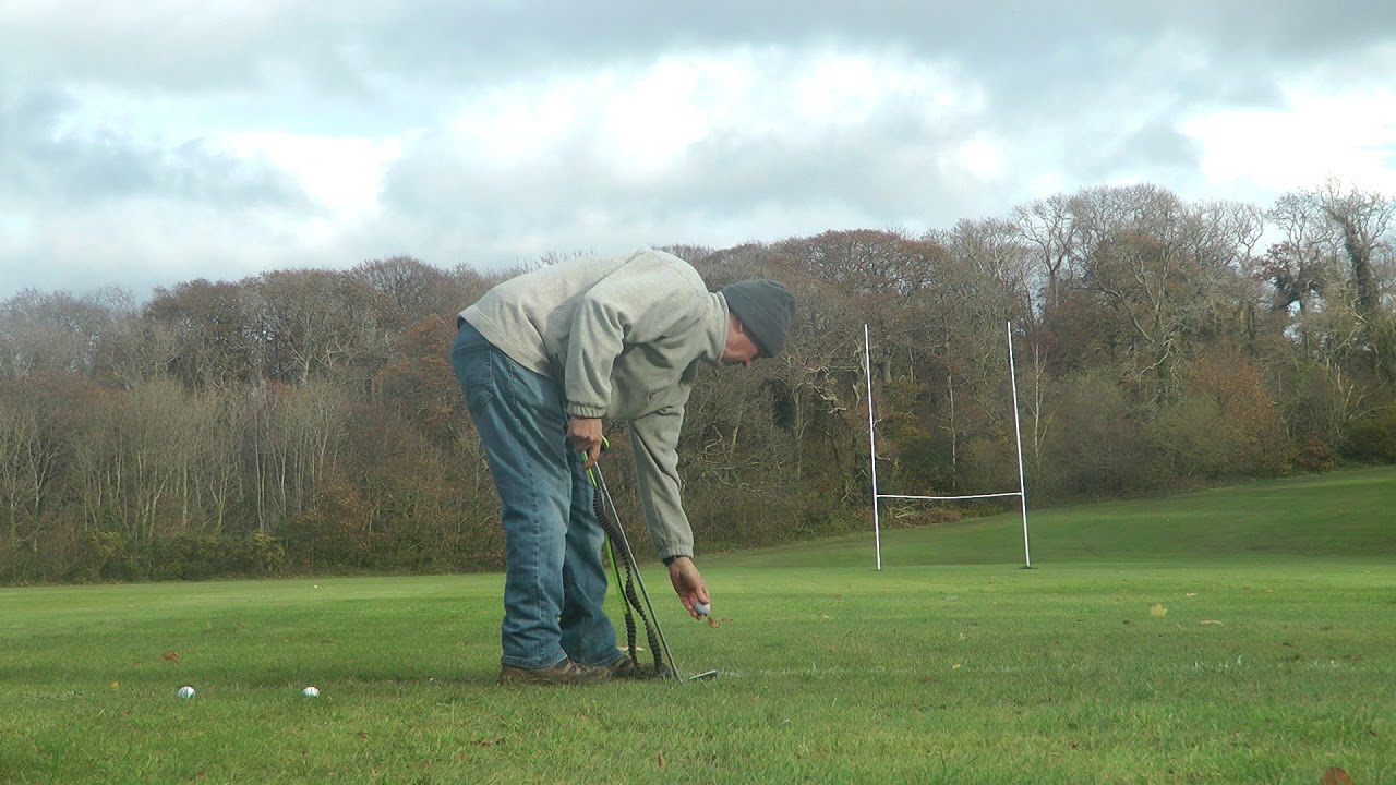 Golf crossbar challenge Amazing first shot hit. - YouTube