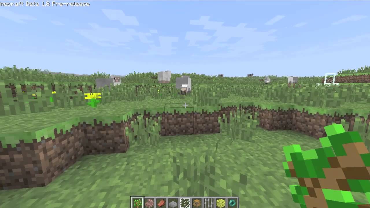 Minecraft: Critical Hits and Animals Run Away - YouTube