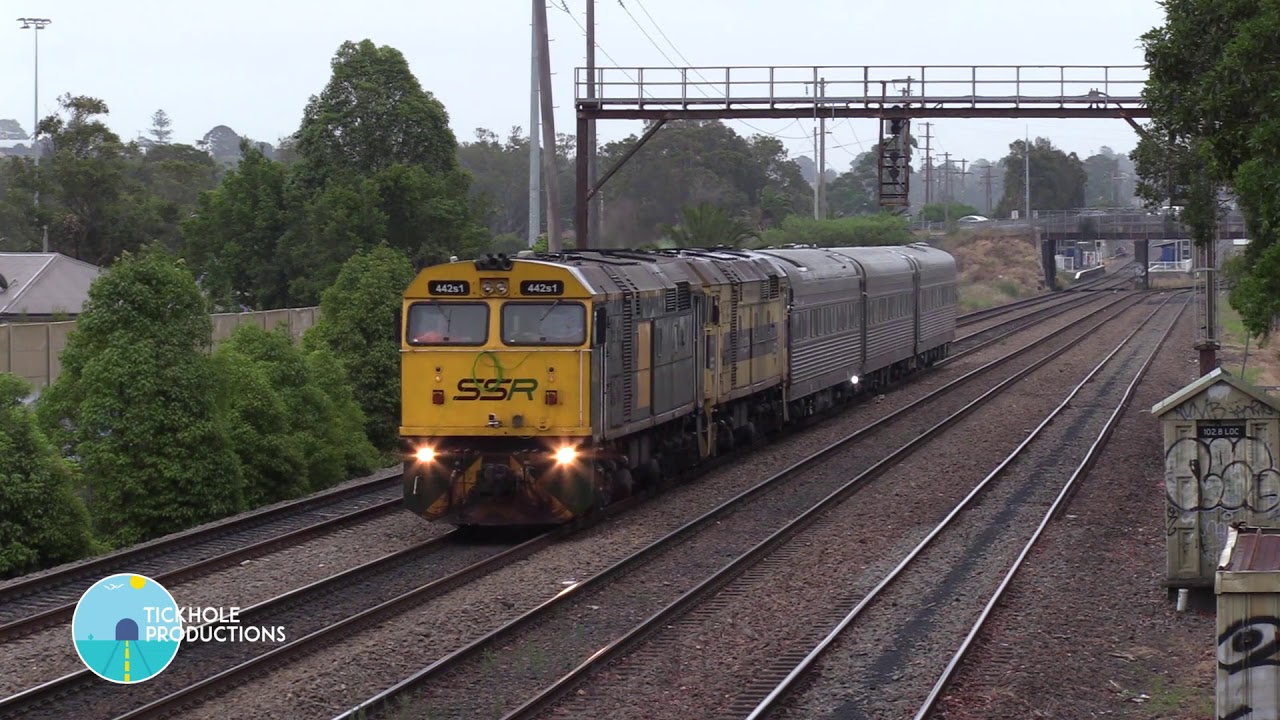 Australian Diesel - 442s1 & 44204 AK Cars - January 2020 - YouTube