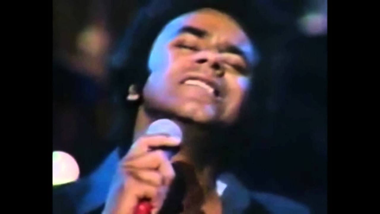 Johnny Mathis ~ Make It Easy On Yourself - YouTube