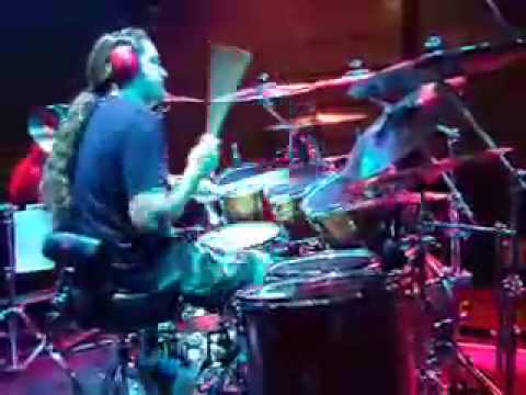 Thomas Haake's drum skills - YouTube
