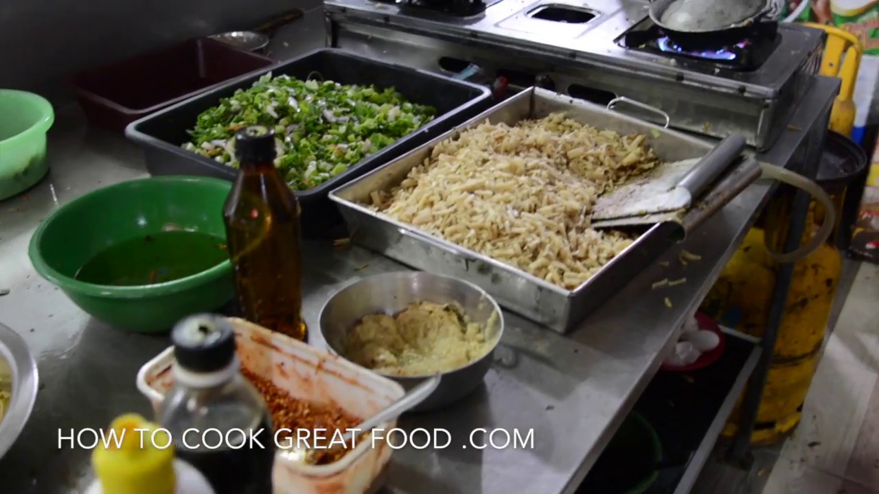 🎥 Sri Lankan street food - Kottu Roti - Hoppers - Food Travel Blog ...