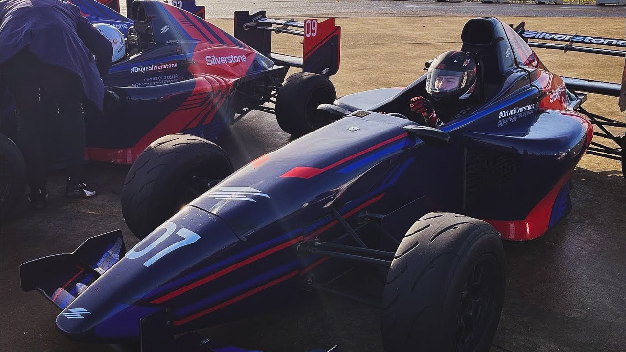 Silverstone Formula Single Seater Experience | Formula Ford Stowe ...