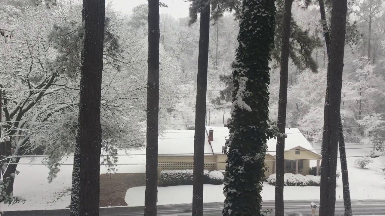 Snow in Birmingham AL area - YouTube