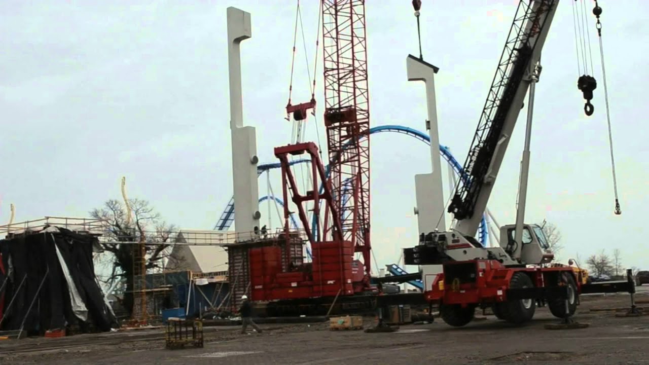 Gatekeeper Keyhole Installation at Cedar Point - YouTube