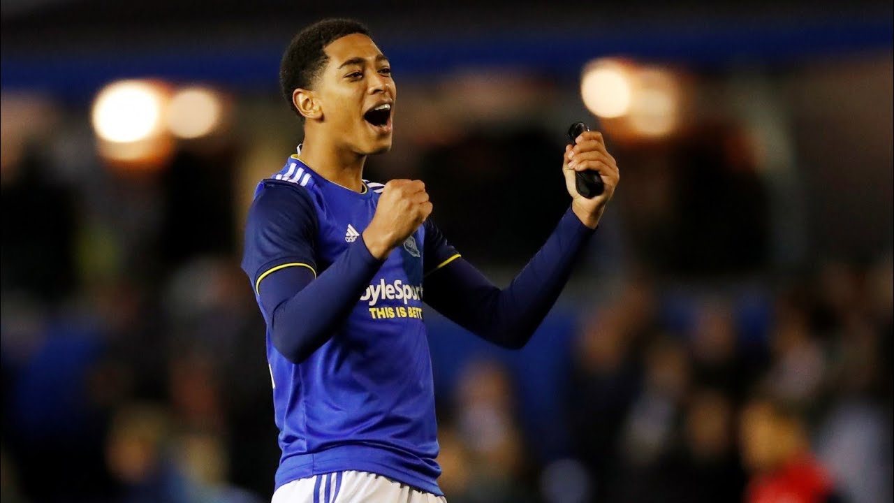 16 Year Old Jobe Bellingham Is An Absolute Gem! - YouTube