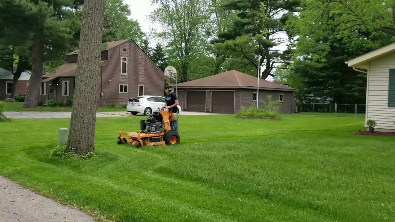 48 inch scag V ride - YouTube