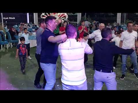 Çaldığım Keman İzmirin narı gibi  Aziz ve Ahmet Baltak                            HD Uçak Müzik