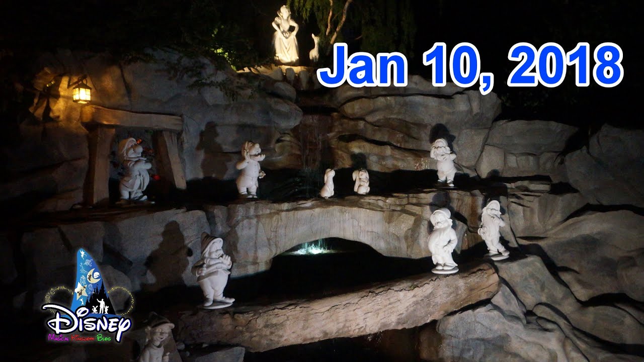 Snow White Grotto (Night View) | Hong Kong Disneyland (Jan 10, 2018 ...