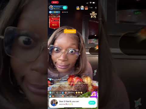 #21badb went live downstairs at the restaurant/bar, on #bigolive she played yall w/ a STORYLINE
