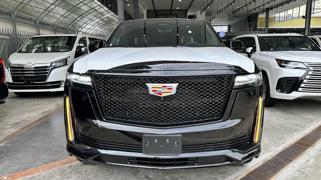 2023 Cadillac Escalade ESV Sport Platinum Diesel 3.0L I6, Turbo Black ...