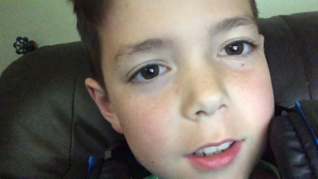 Say hi to this noob - YouTube